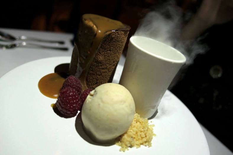 Romantic Dinner with a View of KLCC – THIRTY8, Grand Hyatt Kuala Lumpur ...