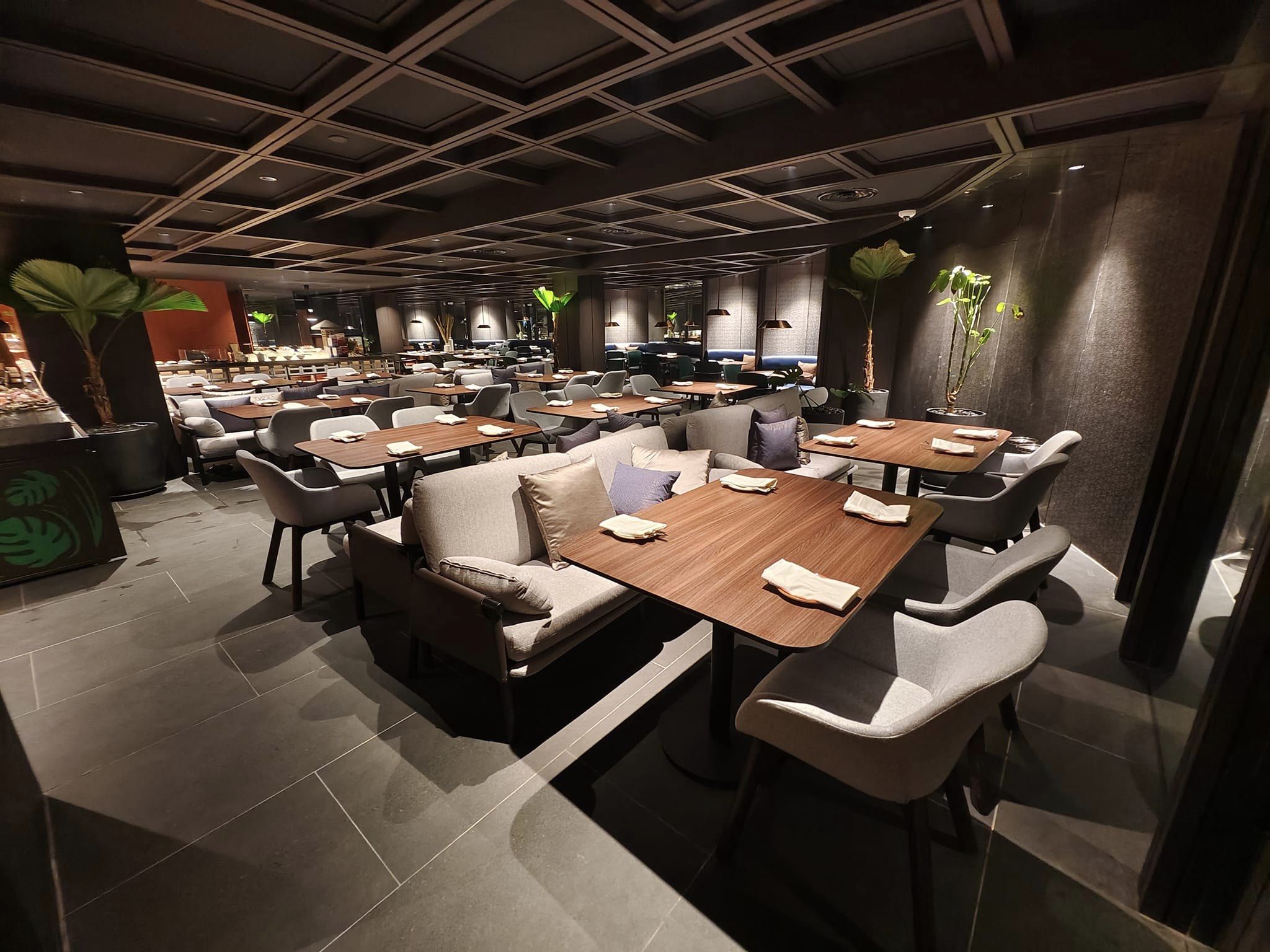 Fabulous Seafood Buffet at Thyme at PARKROYAL COLLECTION Kuala Lumpur ...