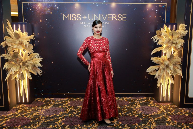 Sandra Lim Crowned Miss Universe Malaysia 2024 – timchew.net